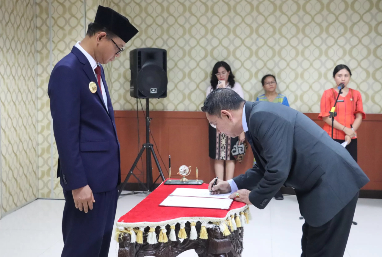 Toni Angtariksa Dima Resmi Dilantik Jadi Dirut PT Kawasan Industri ...